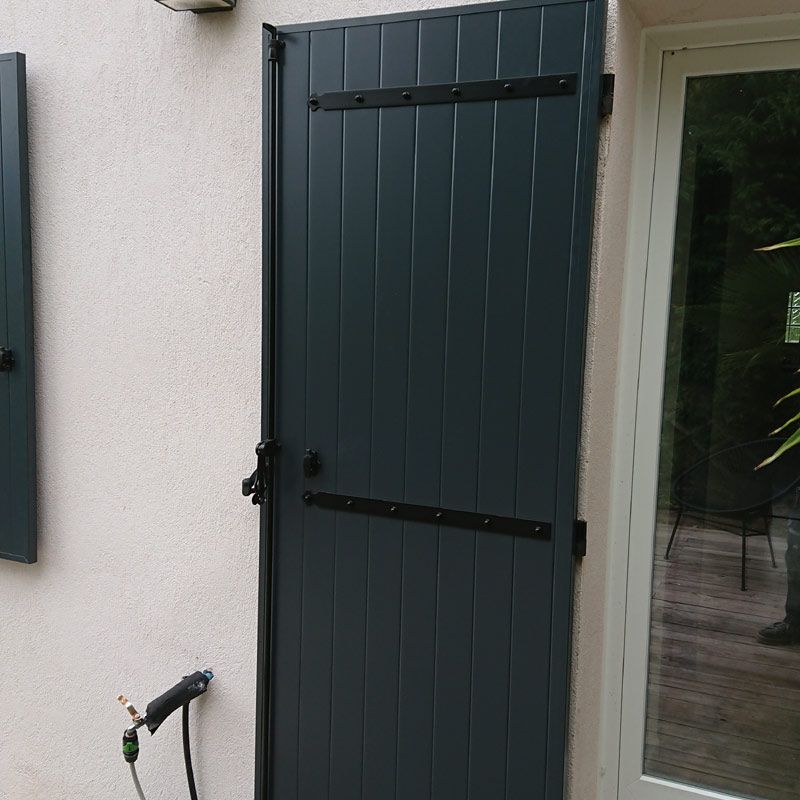 Volet battant 1 vantail sur mesure aluminium isolant